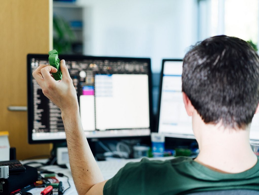 Ilja: Was genau baut ihr in eurem Team und woher kommen die Anforderungen?